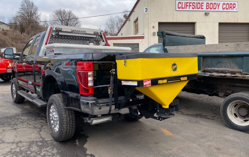 Tailgate Spreaders - Cliffside Body Truck Bodies & Equipment Fairview NJ